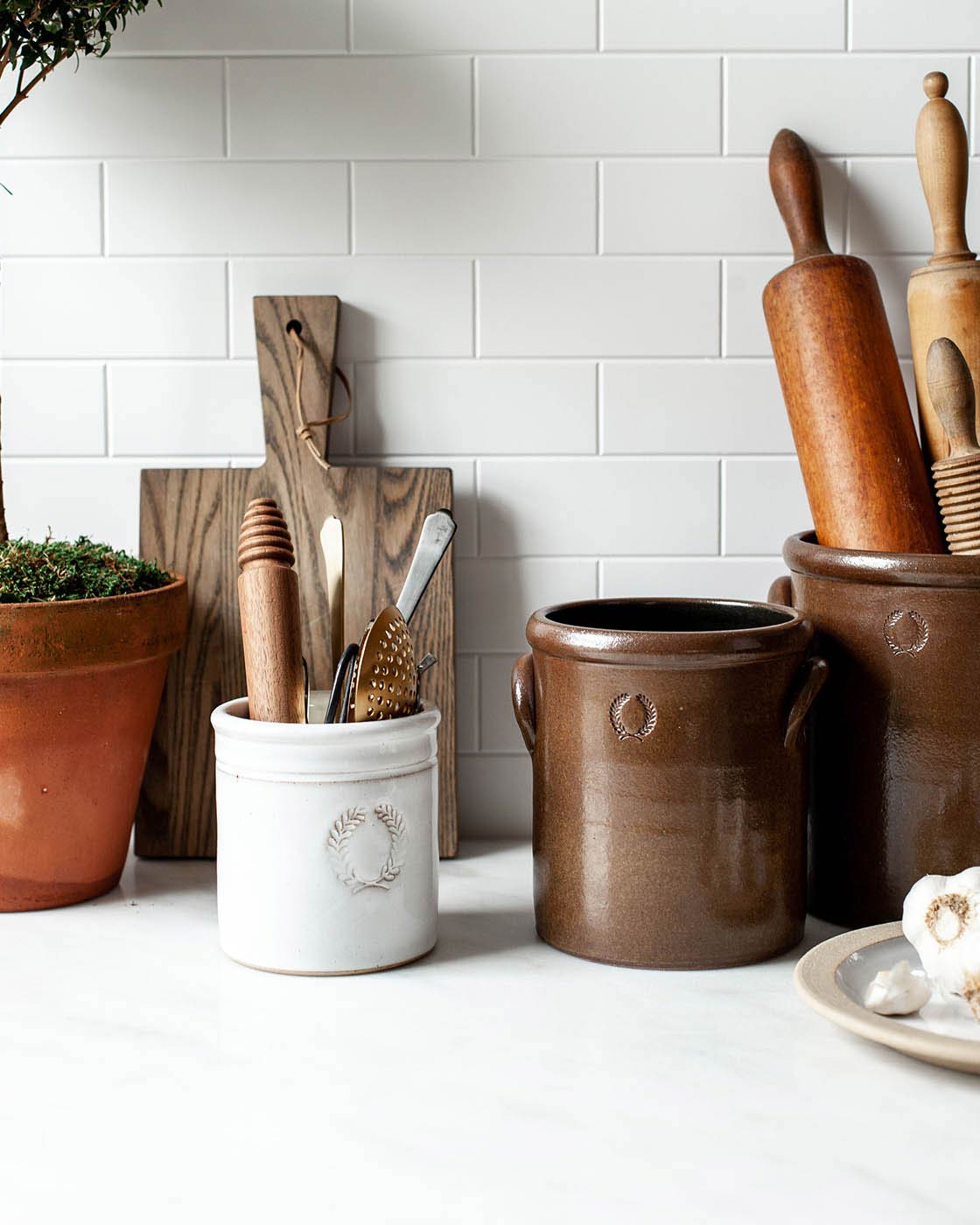 Farmhouse Pottery - Miller Laurel Crock