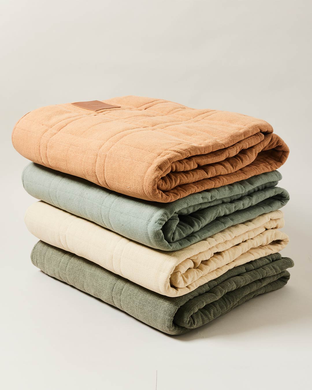 Farmhouse Pottery - Laurel Cotton Quilt