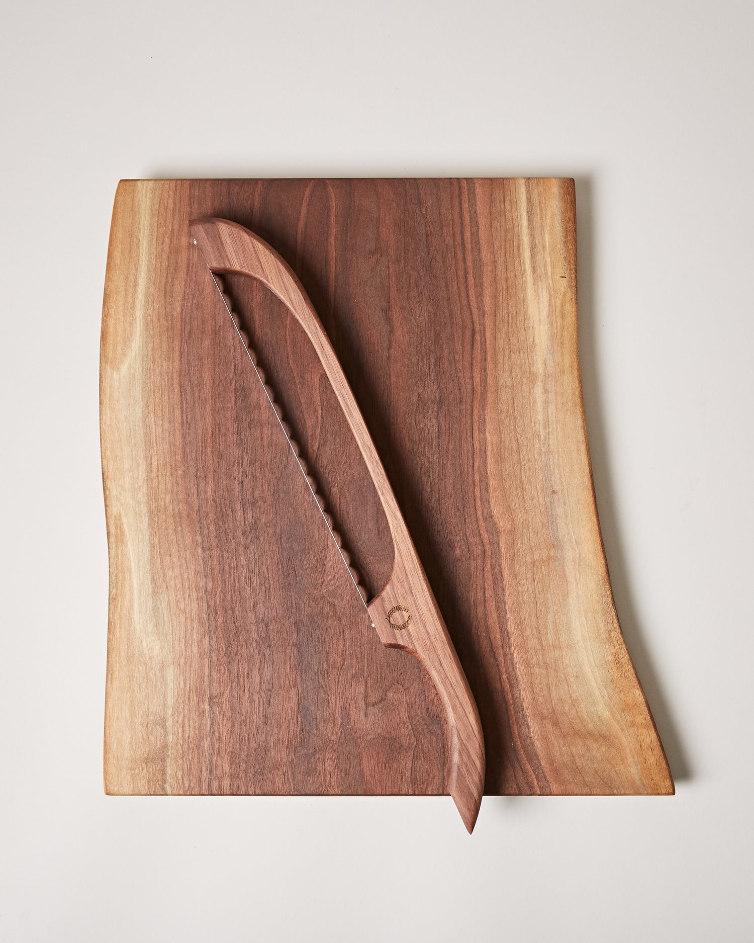 Farmhouse Pottery - Board and Bow Set - Walnut